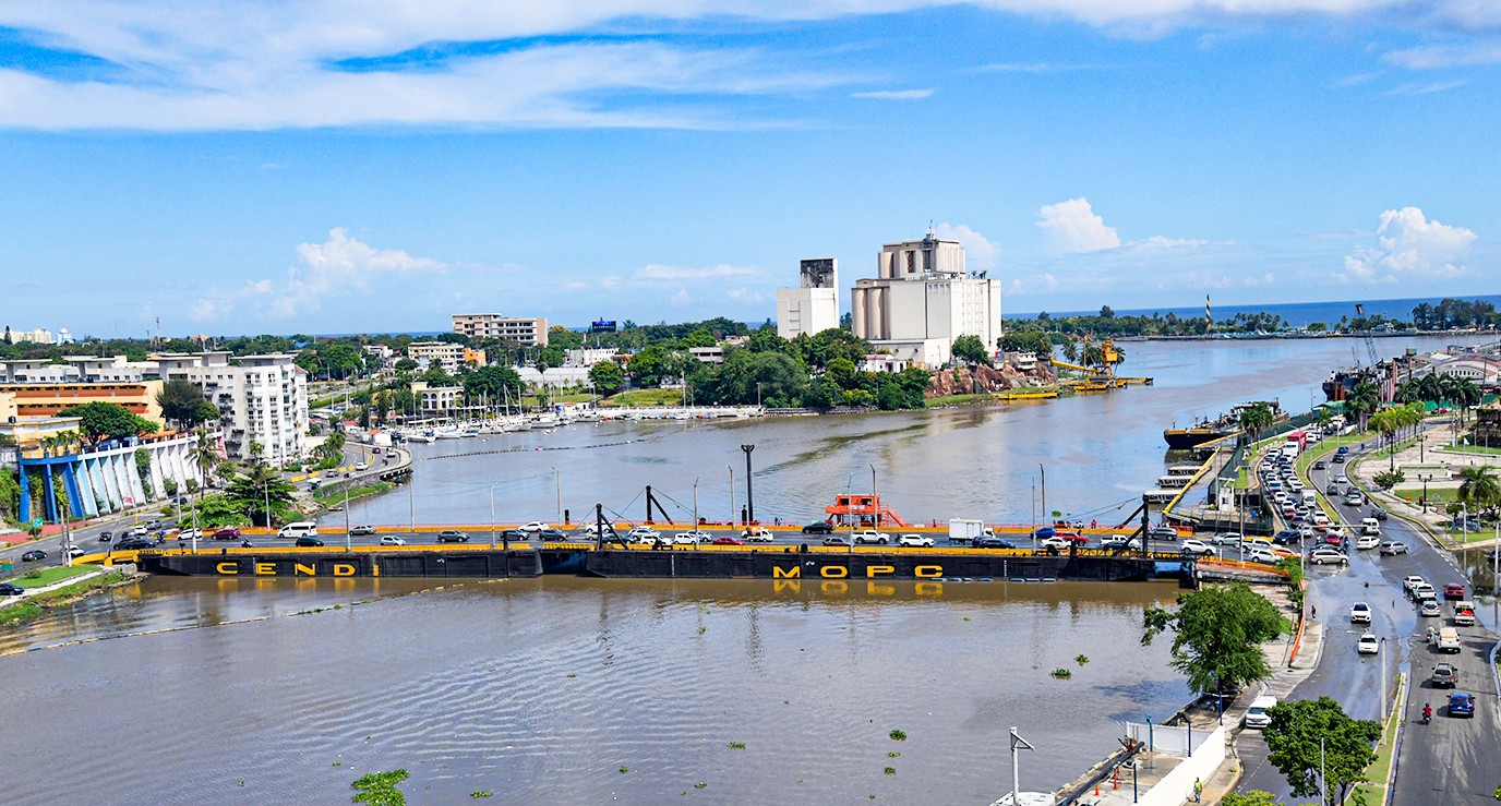 Cierre del Puente Flotante sobre el río Ozama, ¡atentos!